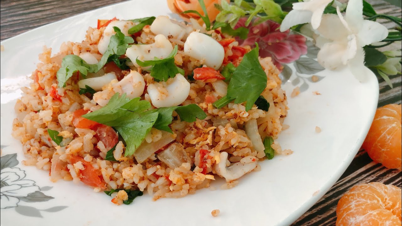 5-Star Chef's Standard Seafood Fried Rice Recipe - YouTube