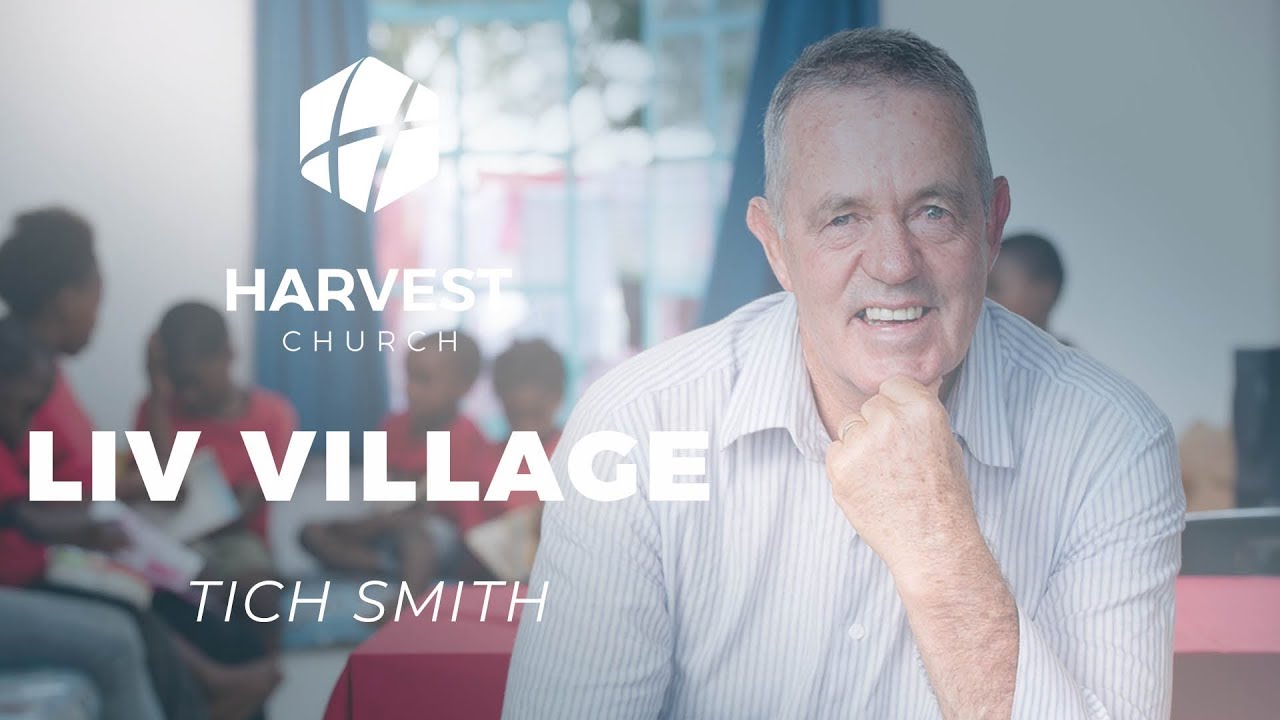 Tich Smith - LIV VIllage | 11.11.18 - YouTube