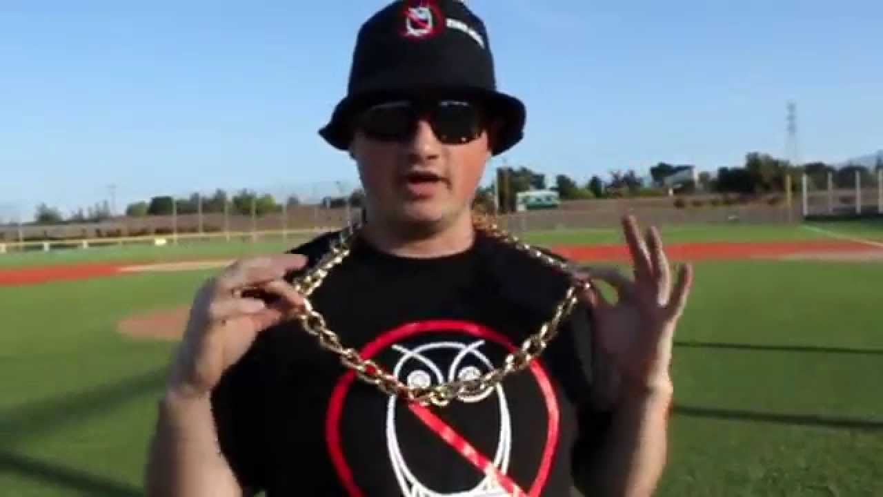 3PAC - KEEP ON HUSTLIN' (ZERO HOOTS FREESTYLE) - YouTube