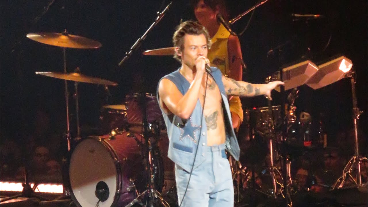 Keep Driving // Harry Styles // Madison Square Garden // Night 6 - YouTube