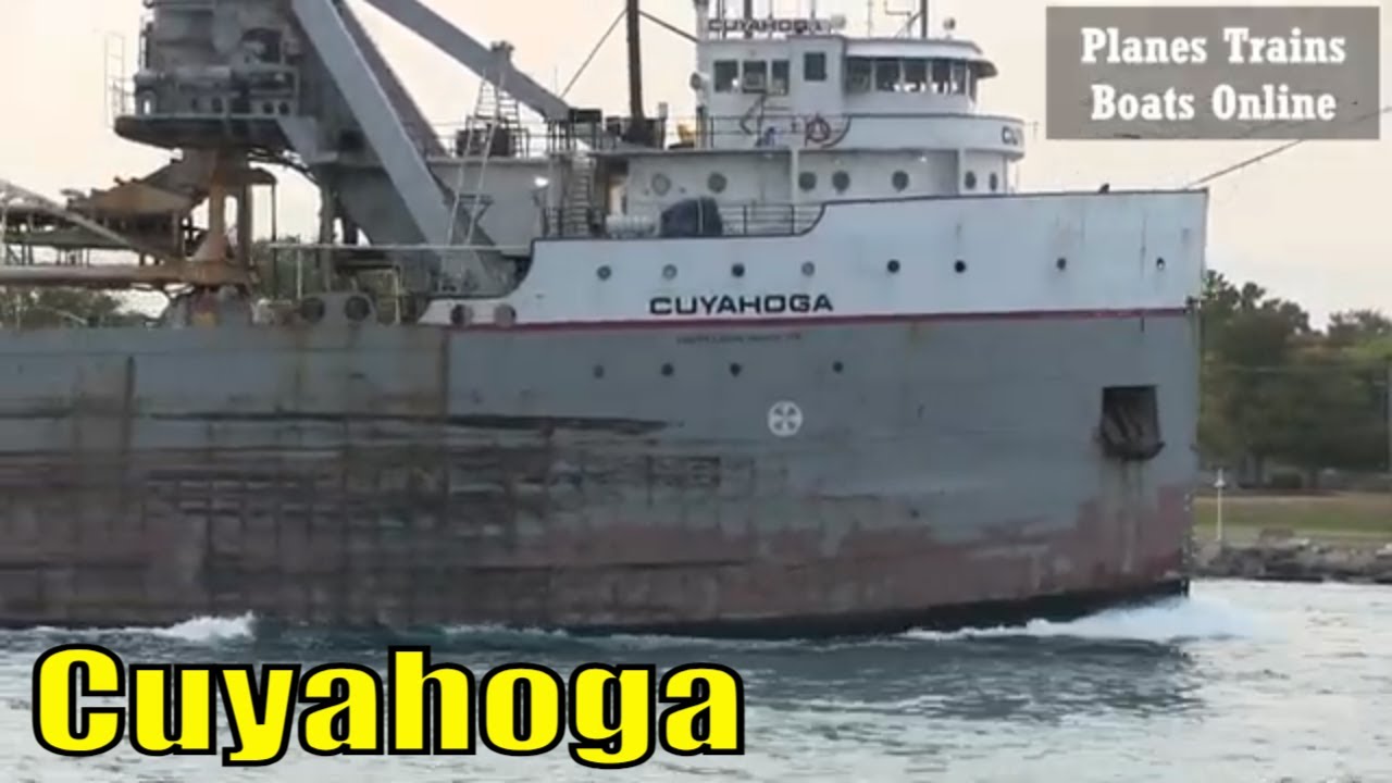 603ft 184m Cuyahoga Bulk Carrier Cargo Ship In Great Lakes - YouTube