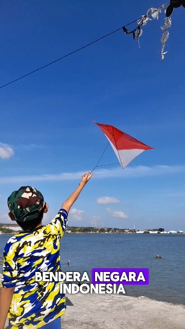 layangan sukhoi merah putih #dailyvlog #layangan #layanglayang # ...