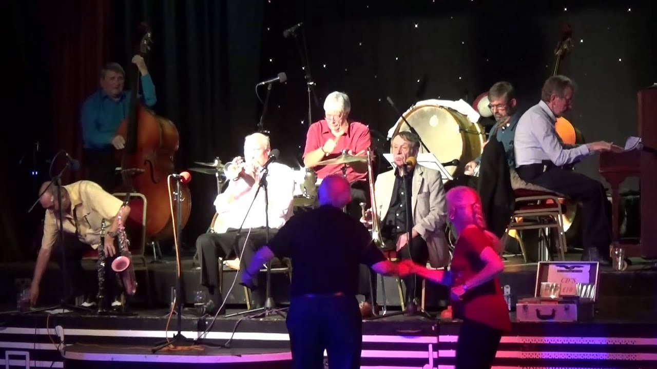 GAMBIT JAZZMEN AT SEACROFT HEMSBY SEPTEMBER 2015 - YouTube