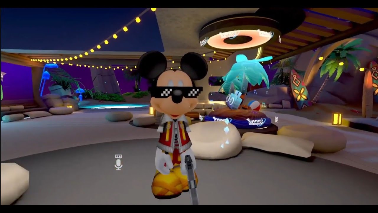 Mickey Mouse Play's Among US in VR CHAT?! - YouTube