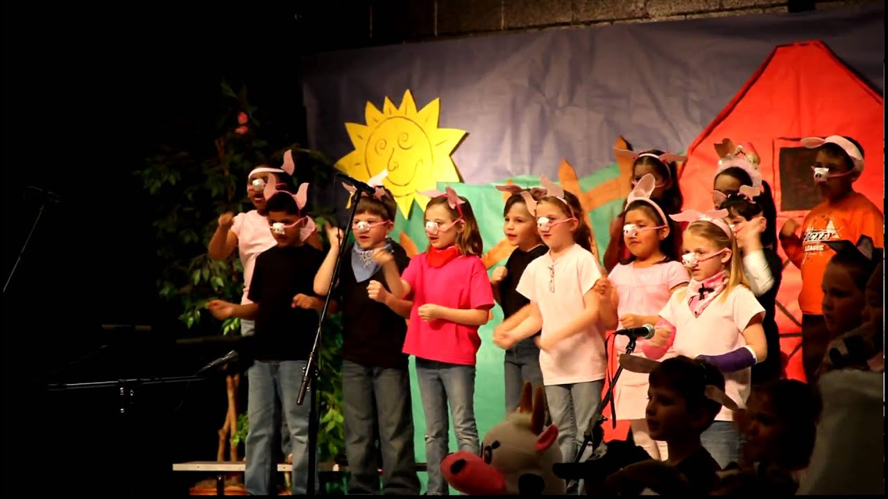 Barnyard Moosical - When Pigs Fly (song) - YouTube