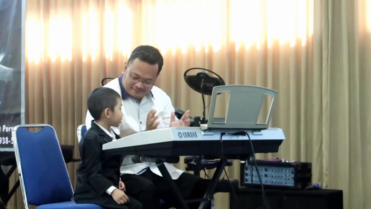 Ethan Performed in Shema Concert Abbalove Depok - YouTube