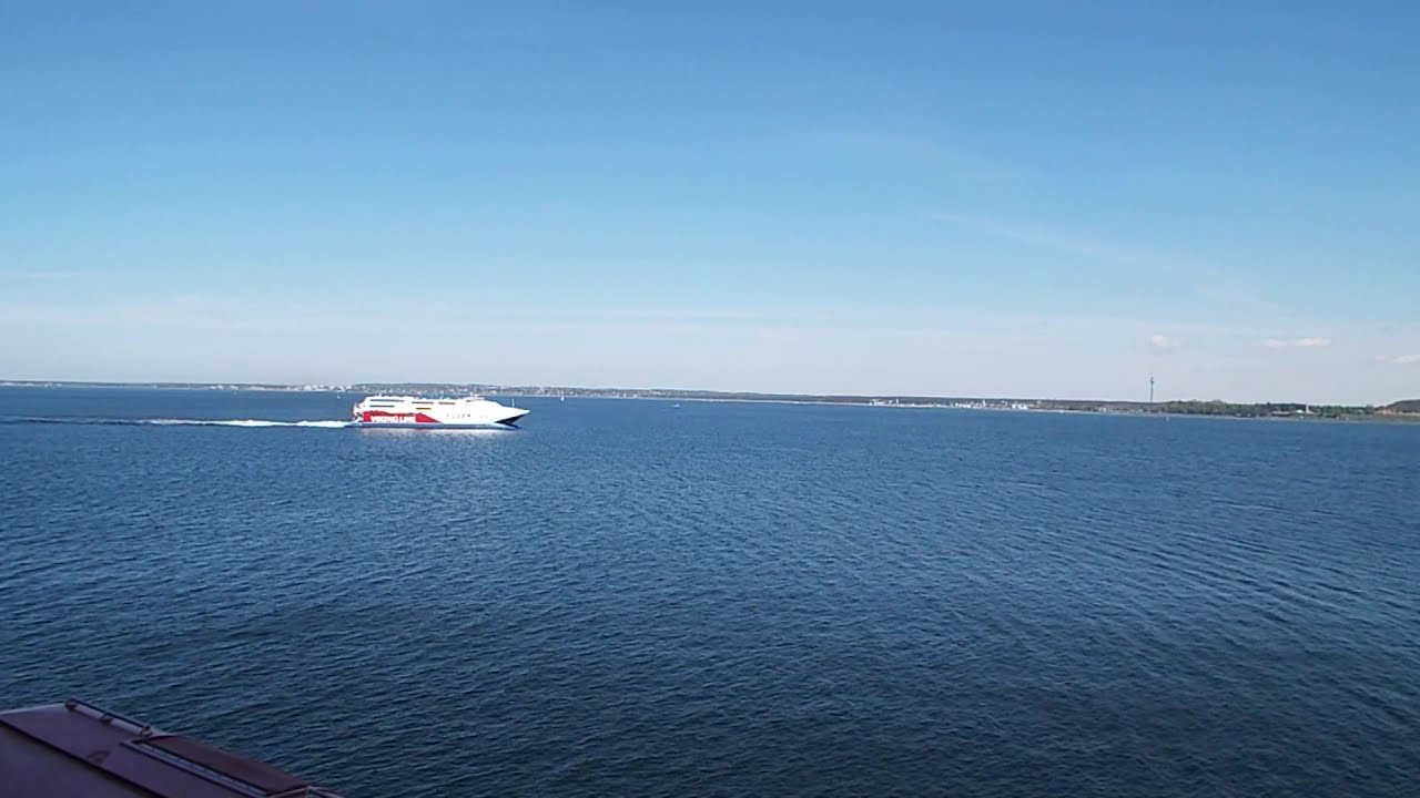 Estonia Tallin Ferry Service to Helsinki Finland - 2 hours 15 minutes ...