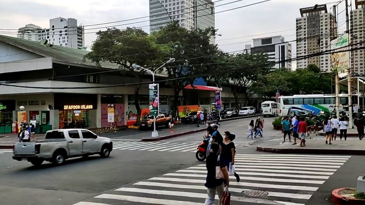 Exploring Araneta City - YouTube