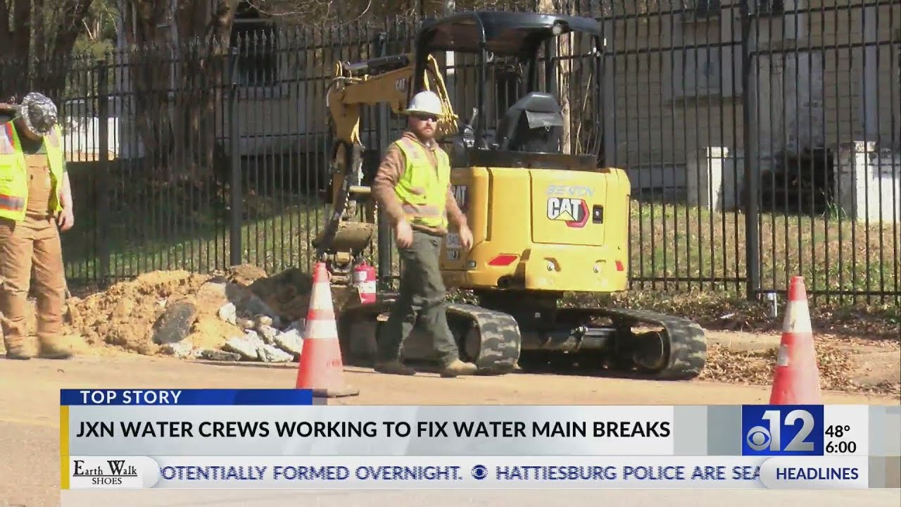JXN Water crews work to fix several water main breaks - YouTube