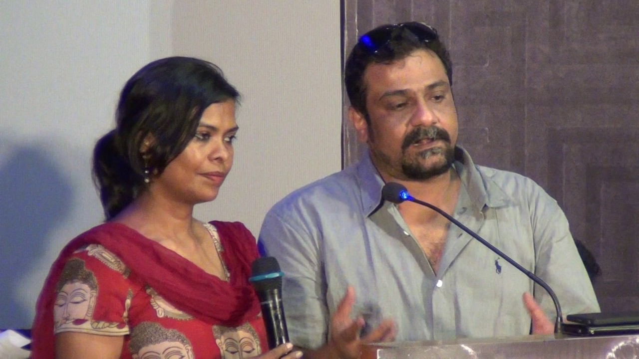 Directors Pushkar-Gayathri at Vikram Vedha PressMeet - YouTube