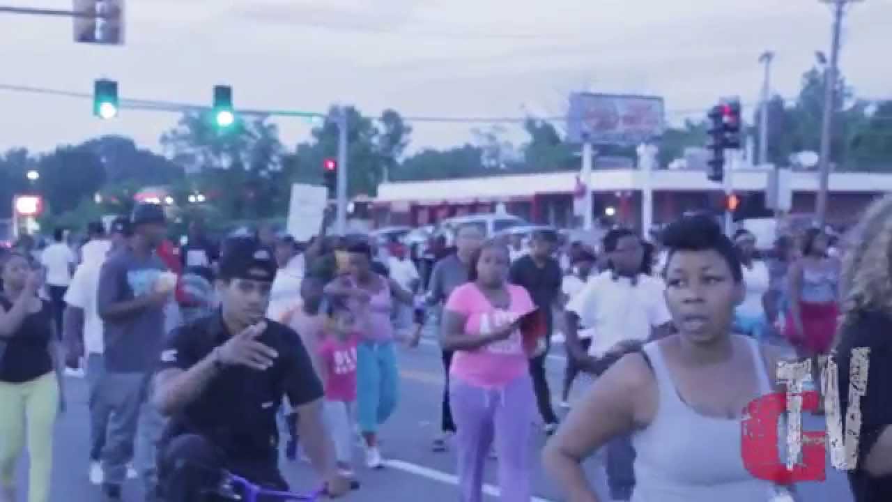 FERGUSON RIOT CHRONICLES: DAY1 "FIGHT THE POWER" BEST COVERAGE - YouTube