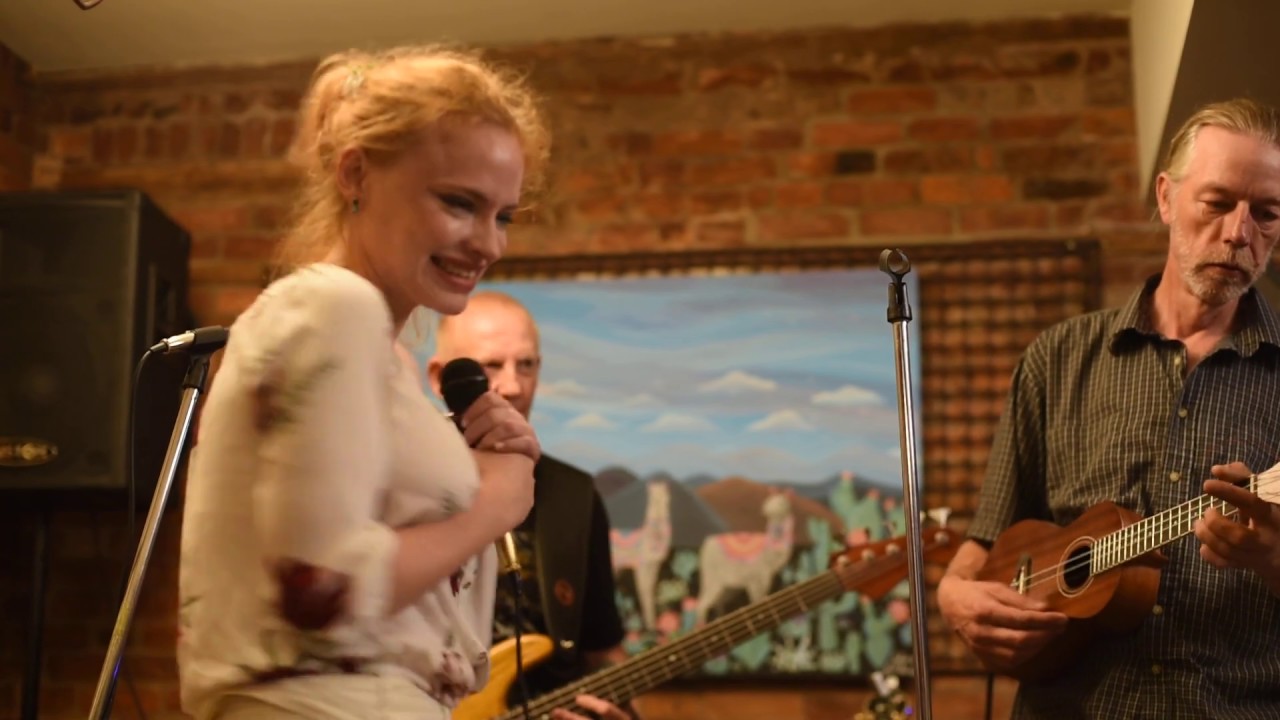 2. Elizabeth Sinclair & Paul Yadema - YouTube