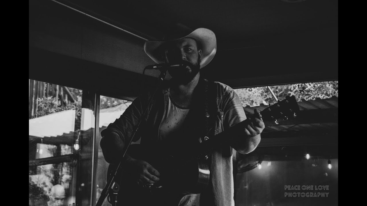 Tornado - Jake Stringer - Captain's Sports Lounge - YouTube