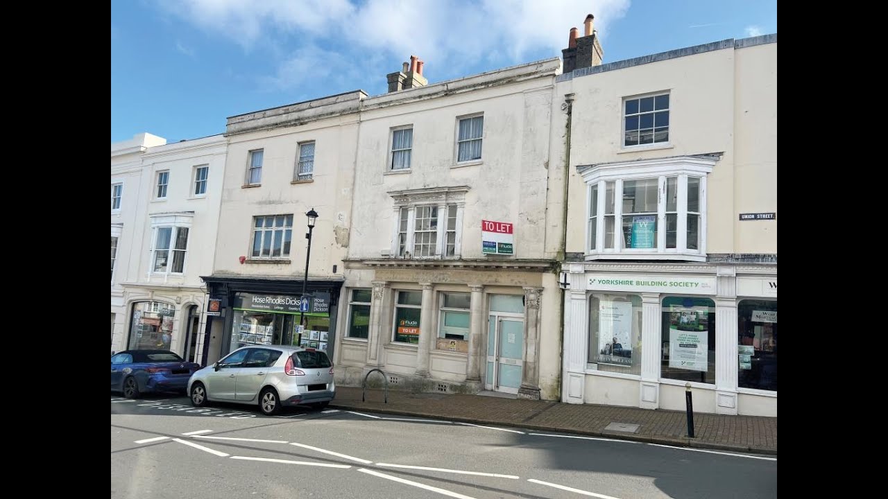 Former HSBC, 38 Union Street, Ryde, Isle of Wight, PO33 2LJ - December ...