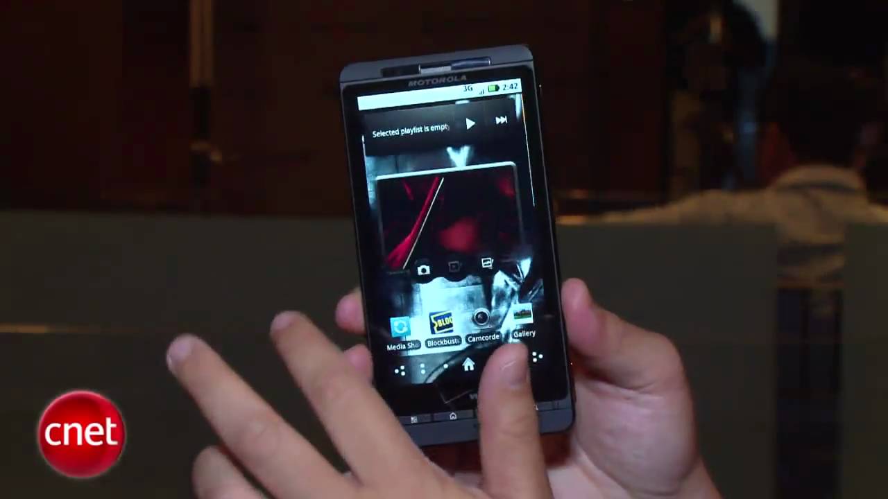 First Look: Motorola Droid X (Verizon Wireless) - YouTube