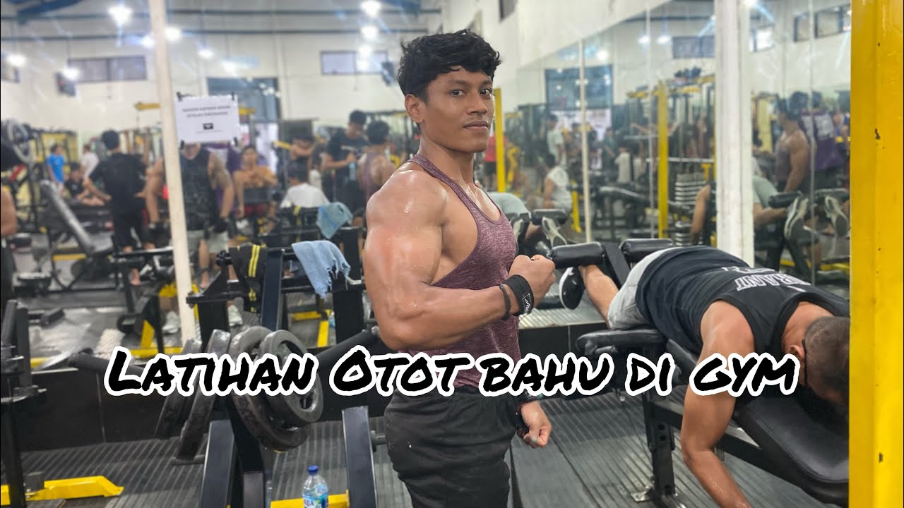 Latihan Otot Bahu di Gym - YouTube