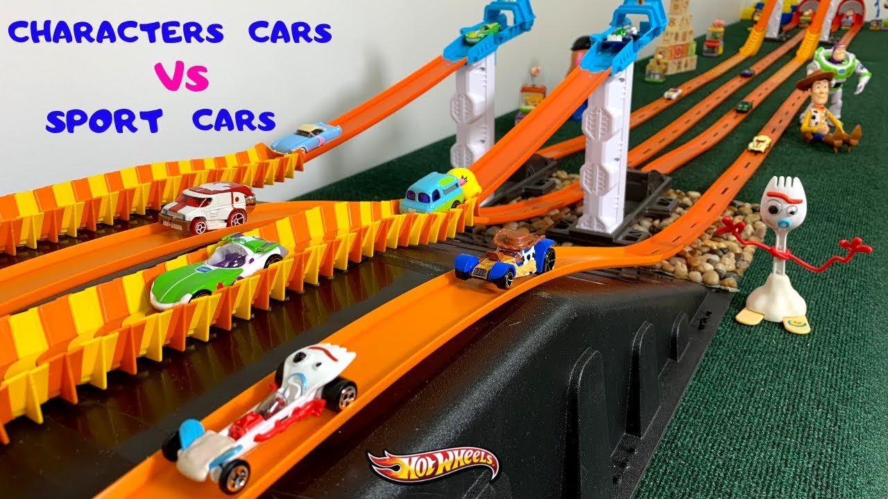 Hot Wheels 2019 Toy Story! | Lifts Hills Spirals and Curves tournament ...