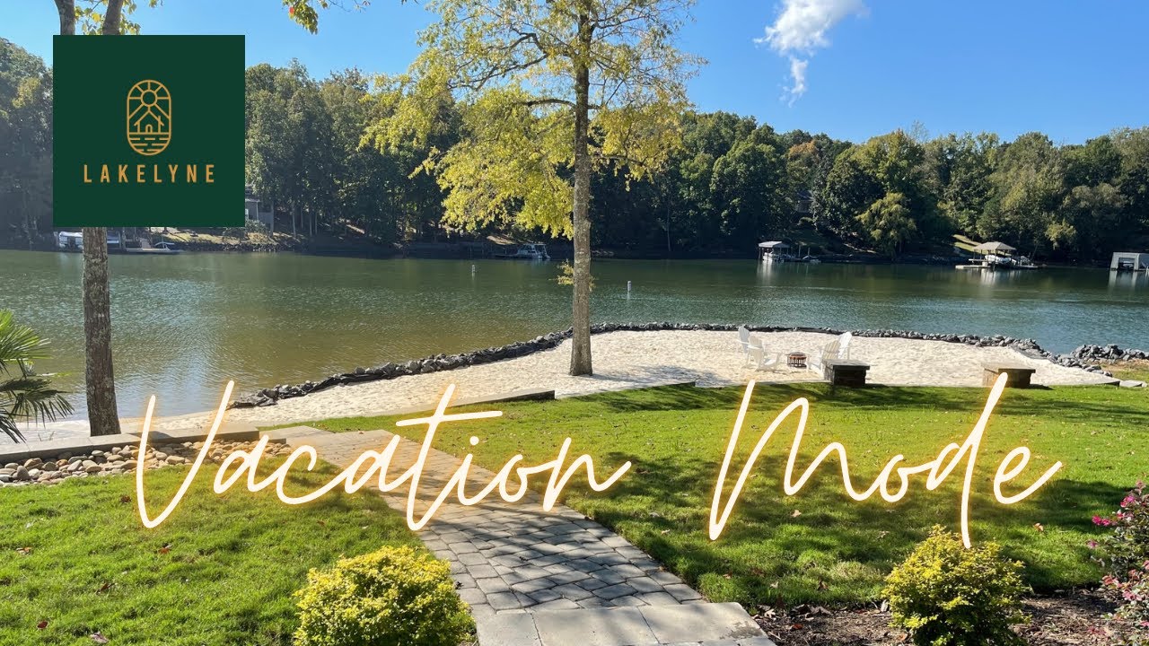 Modern, Chic and Cozy Cottage with private beach & boat dock on Lake ...