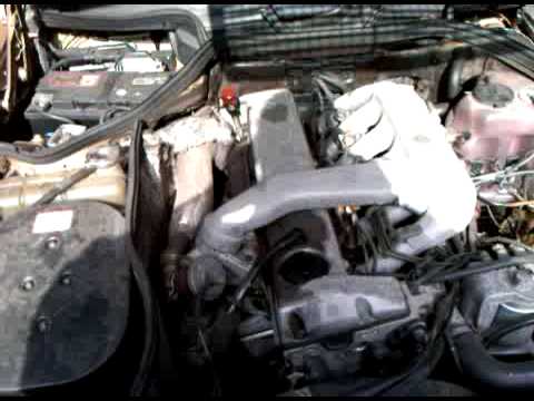 Mercedes OM603 Idle - YouTube