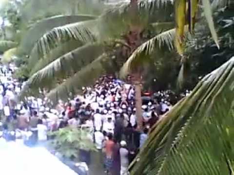 Pemakaman Ayahanda TGH.Mustofa Umar Abdul Aziz Pimpinan Umum Pondok ...