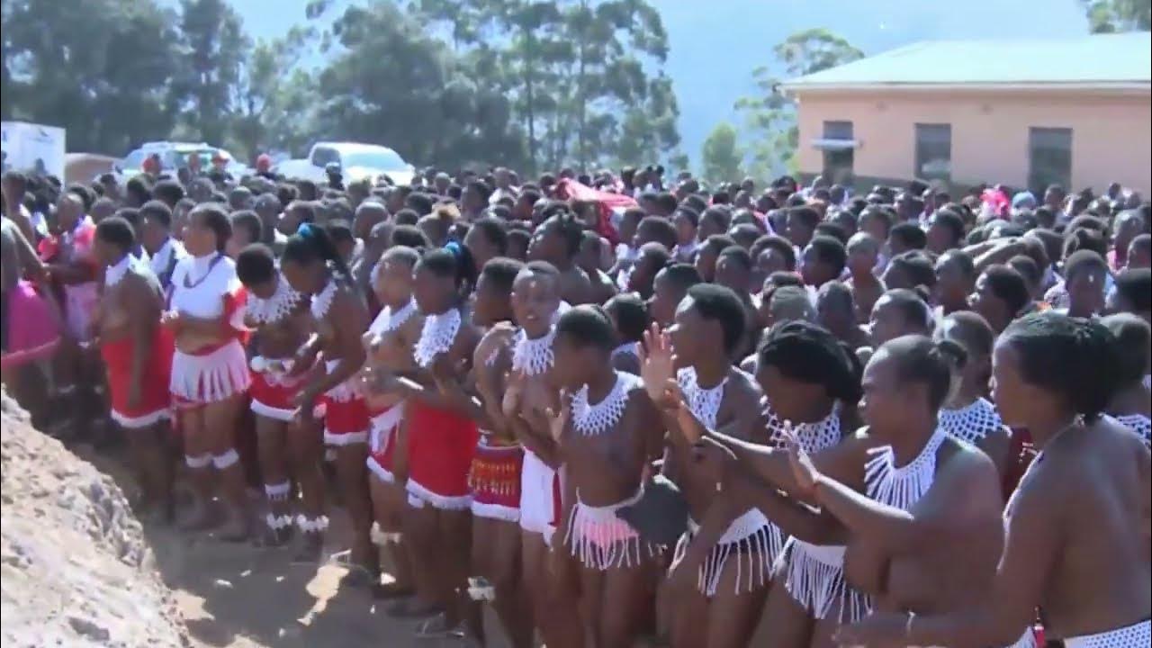 Zulu tribe izintombi ritual dance umemulo reed dance - YouTube