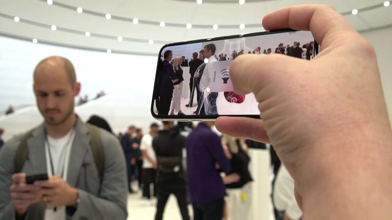 iPhone X AR App - YouTube