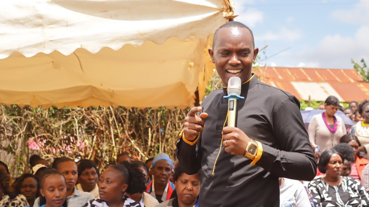 KAJIM KUMA GUKENA FM GUCAKAYA GIKUU GIA MWALIMU STANO - YouTube