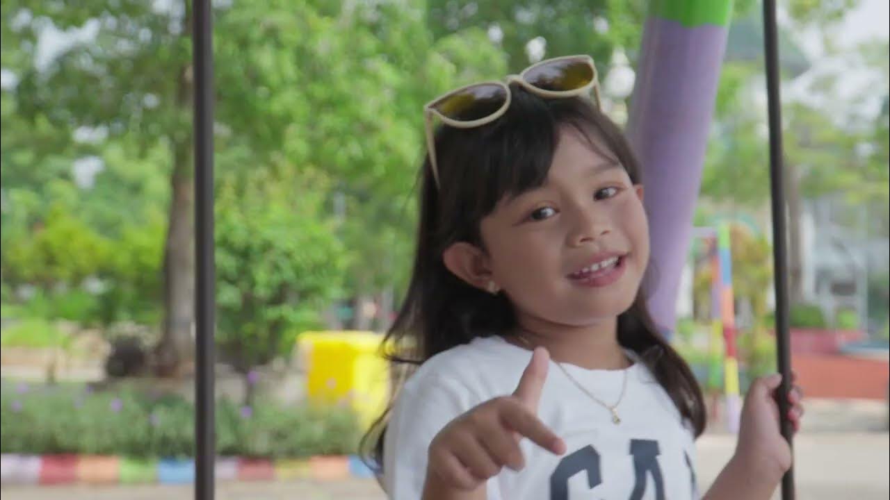 LAMONGAN MEGILAN COVERED BY ALESHA PUTRI - YouTube