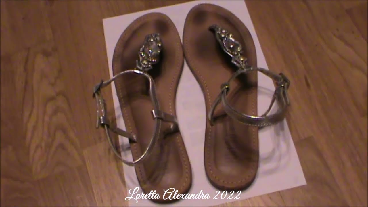 Toe prints in my well worn silver sandals Foreva - YouTube