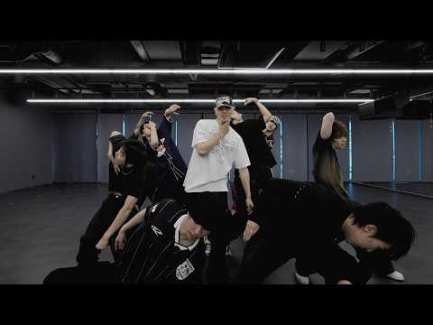 TAEYONG 태용 'Hot' Dance Practice