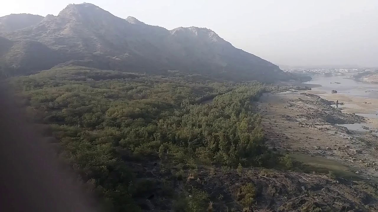 Chitral song by Sohail Sahil - YouTube