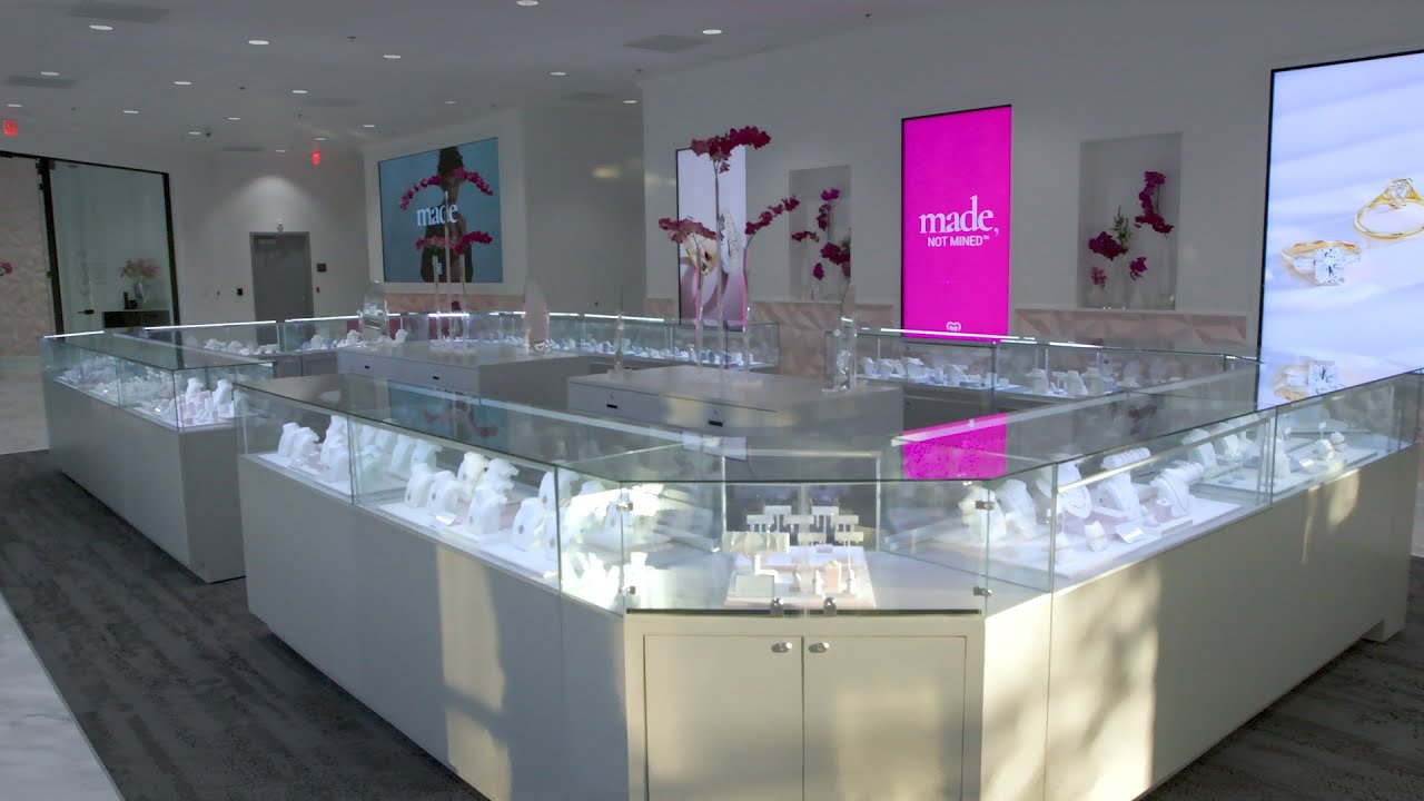 Signature Showroom - YouTube