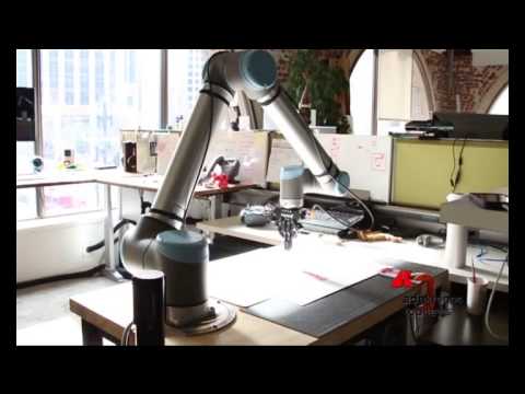 Il robot che dipinge ad acquarello... - YouTube