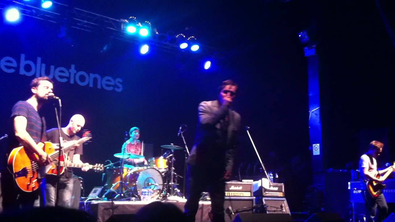 The Bluetones Slight Return @ Newcastle - YouTube