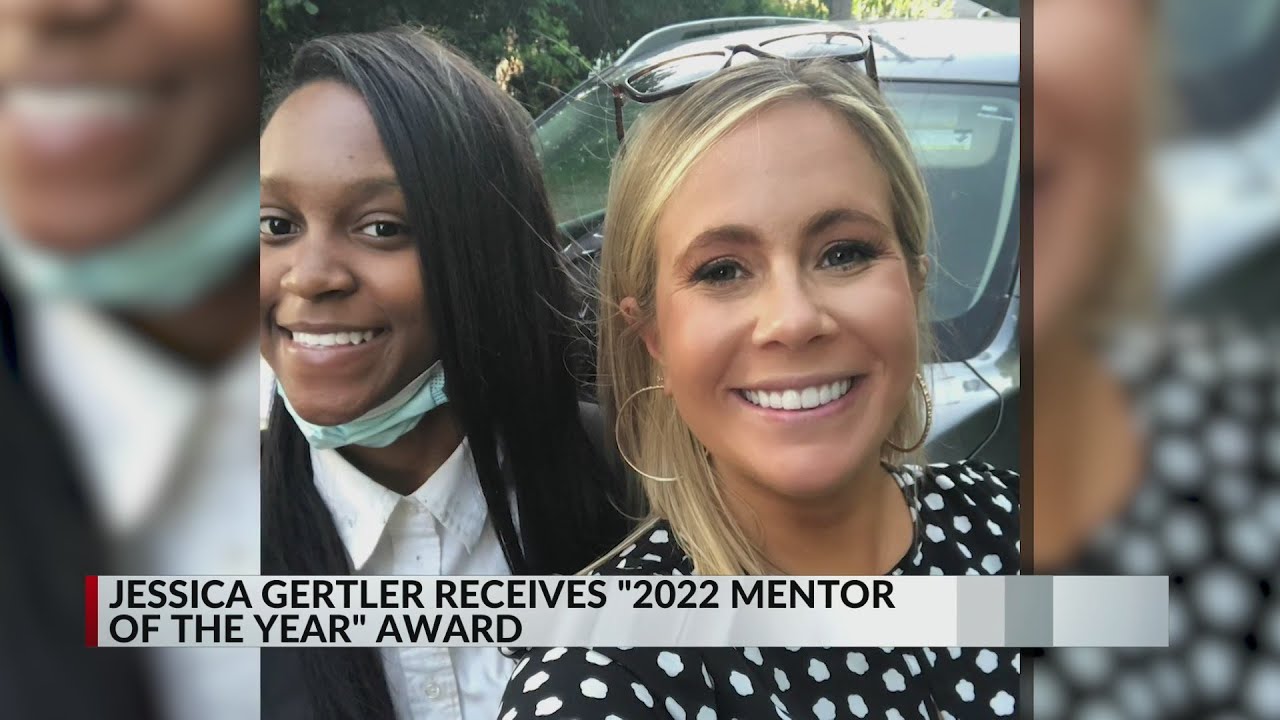 Jessica Gertler wins Mentor of the Year award - YouTube