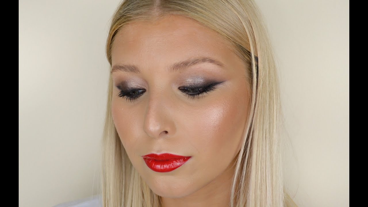 GRUNGE WINGS AND VINYL RED LIPS - YouTube