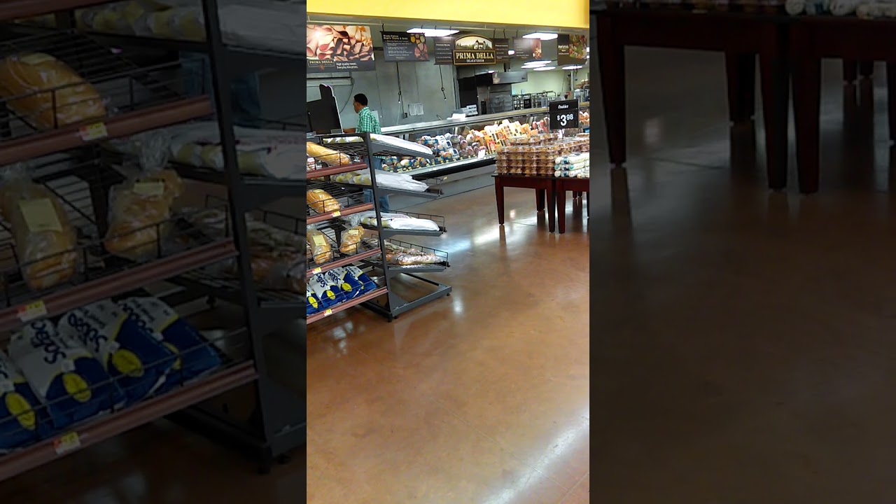 Another angry customer at Walmart - YouTube