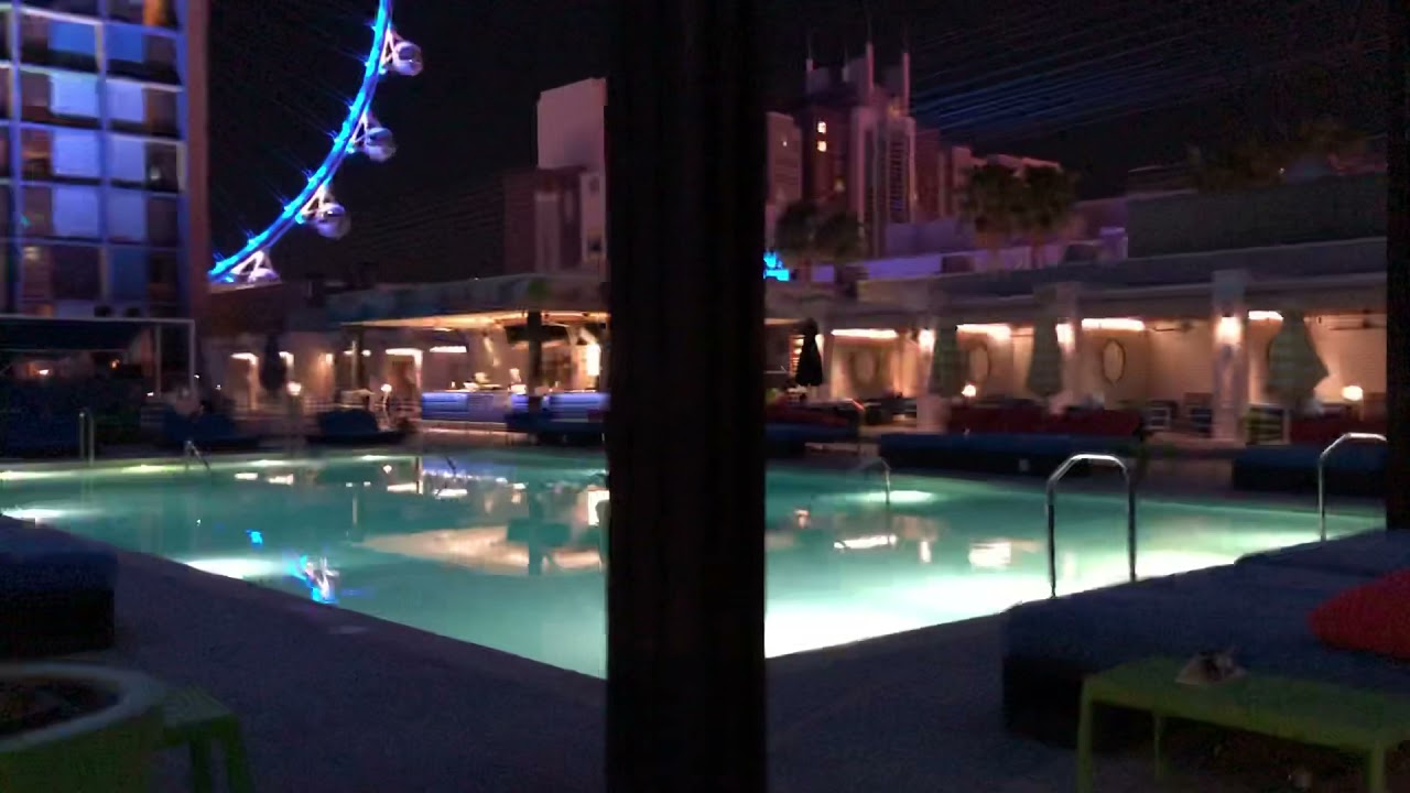 Influence LINQ Pool @ Night 2021 - YouTube