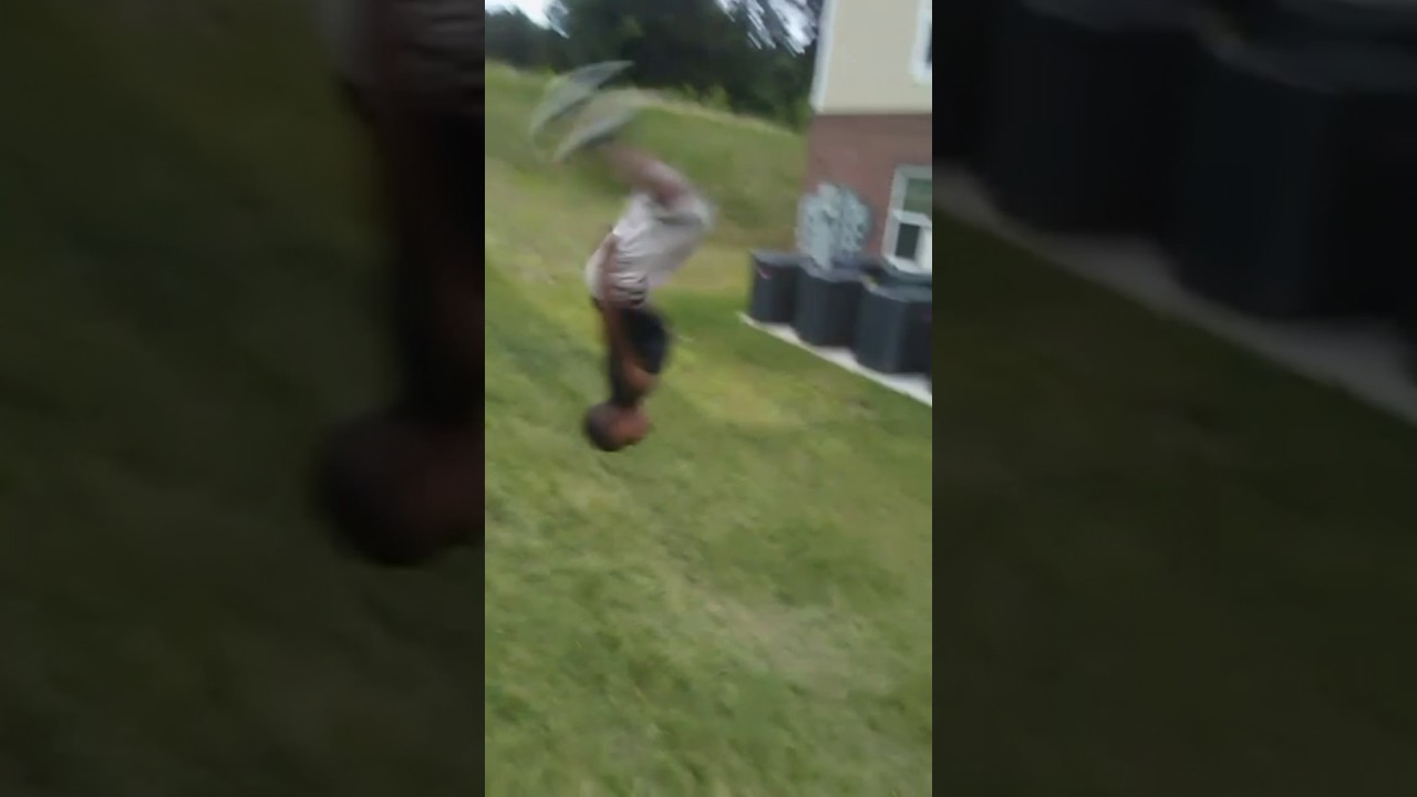 Boy doing backflip pt3 - YouTube