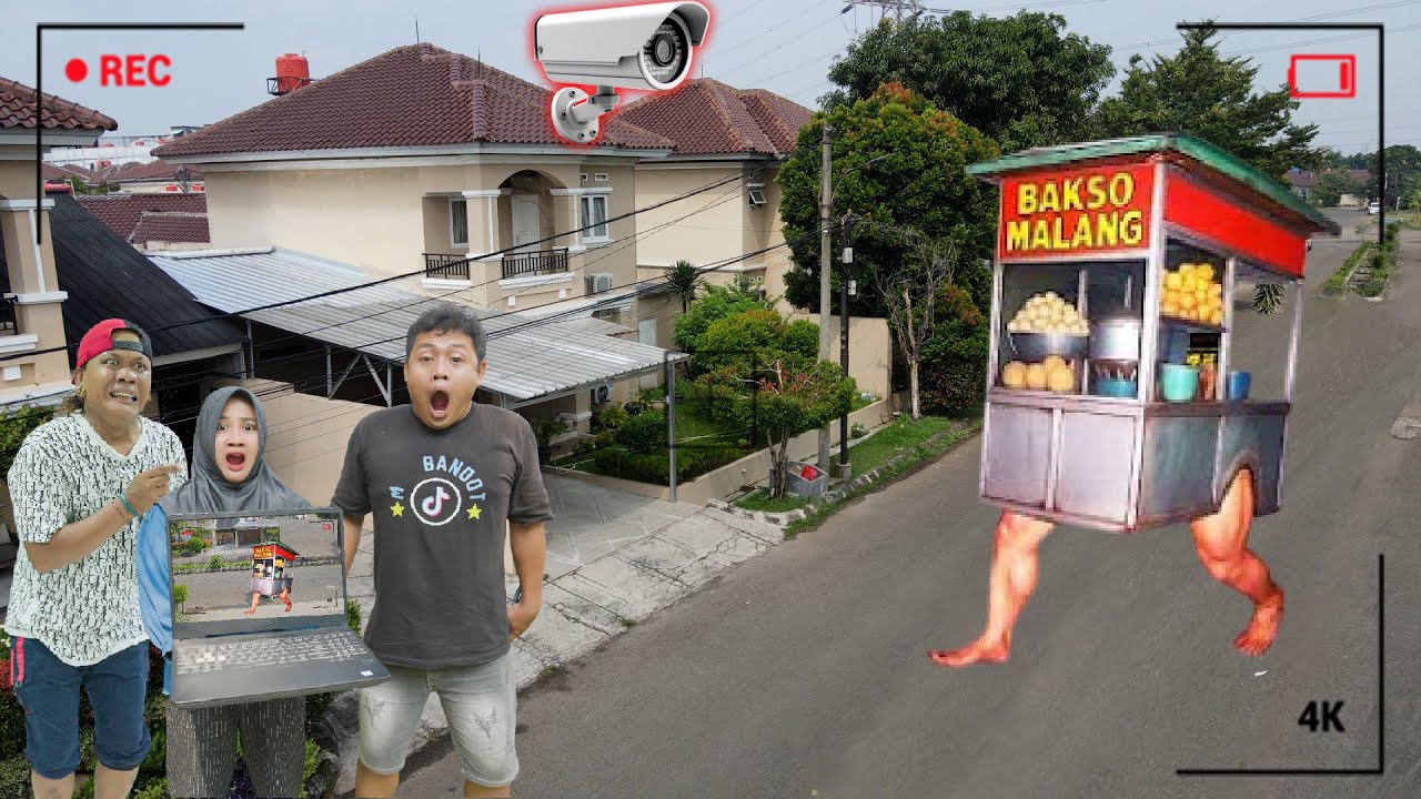 CCTV Merekam Anomali Bakso Malang Didepan Rumahku - YouTube