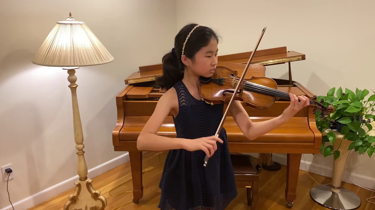 Dana Chang - Bach Partita III, Preludio - YouTube