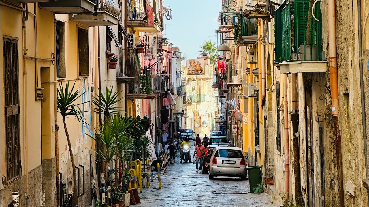 Ercolano Naples Italy Walking Tour/Street Scenes (4K) 🇮🇹 - YouTube