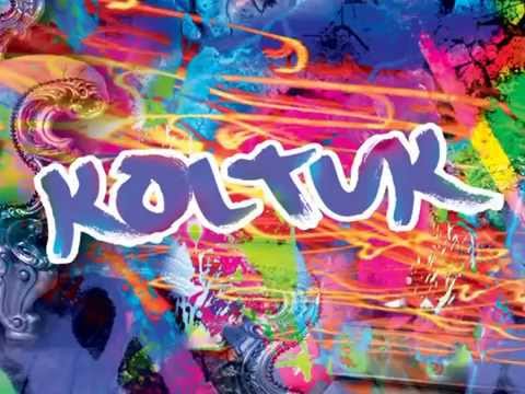 Demet Akalın - Koltuk (2014)