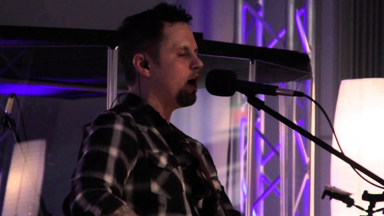 Jamie Worley Band Performing "Lord I need you" - YouTube