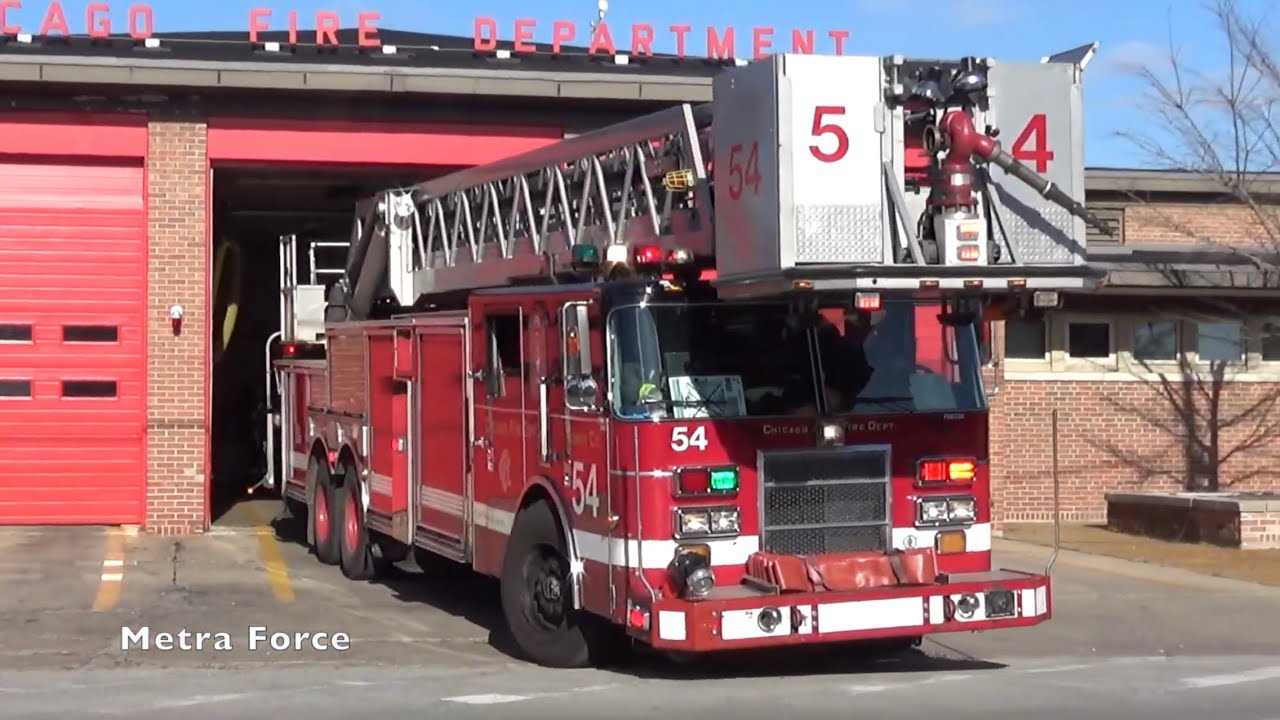 Chicago Fire Dept Tower Ladder 54 Responding - YouTube