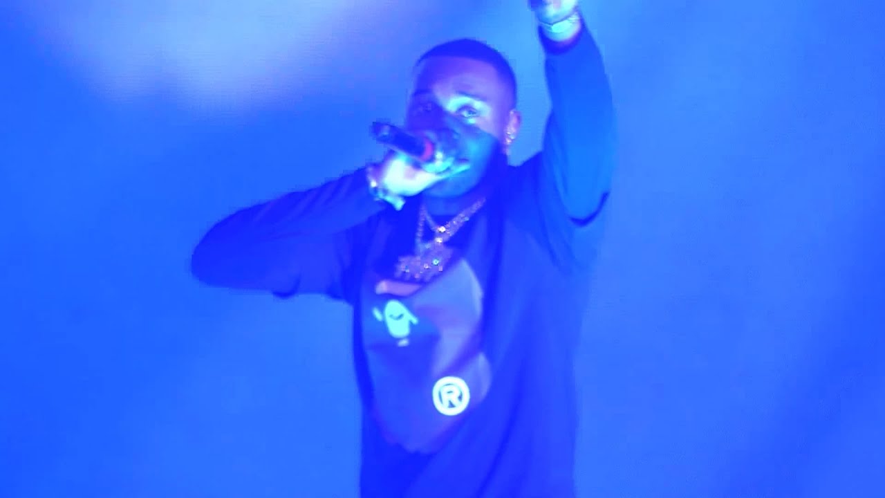 Kalan.FrFr LIVE @ Rolling Loud LA 2021 - YouTube