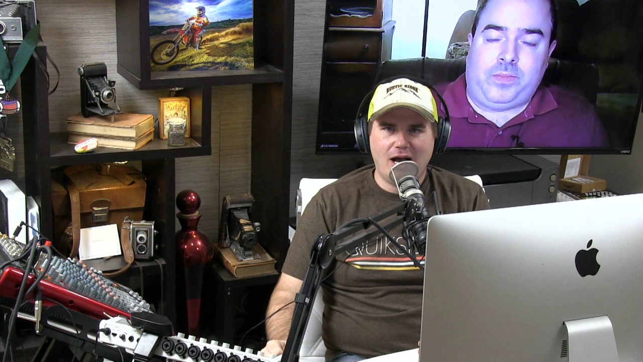 Storm Chasing Photography 101 with Dan Robinson - YouTube