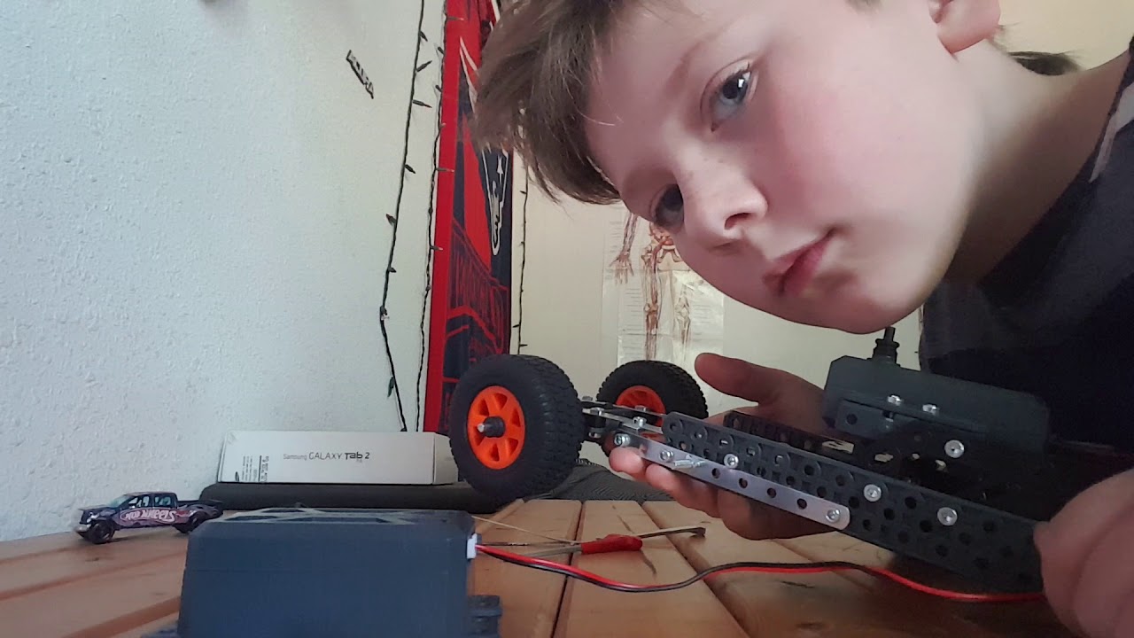 Meccano rector set build part#1 - YouTube