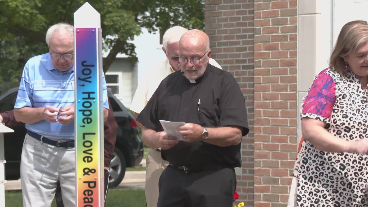 "Peace Pole" Dedication - YouTube