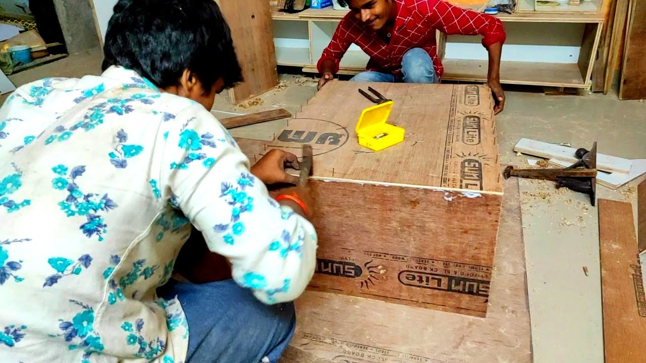 वॉर्डरोब का बैक प्लाई कैसे लगाते है | Back ply installation in wardrobe ...